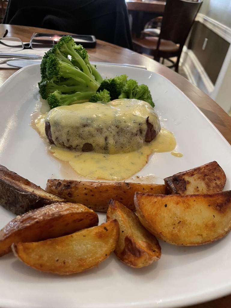 The Inn At St. Peters Village (Elverson, PA) – Living Tivalicious